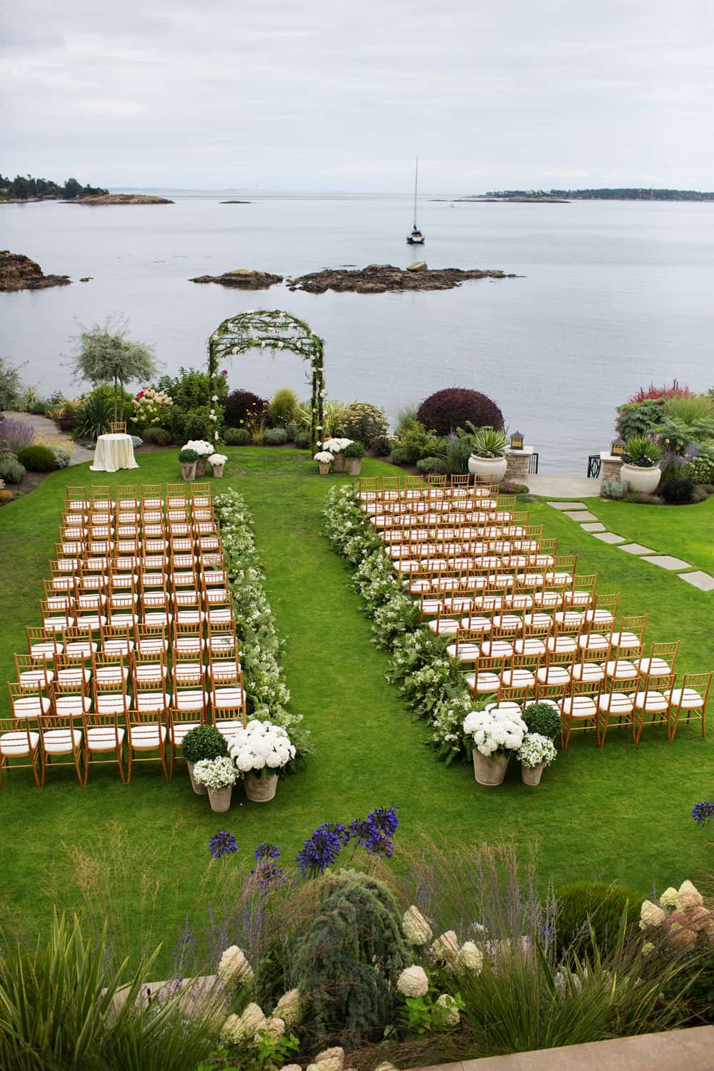 This is How You Host a Wedding!